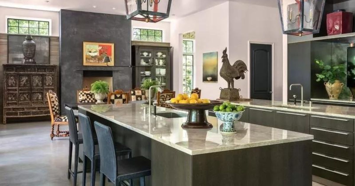 A Look Inside Joe Rogan House $22M Austin Texas Mansion