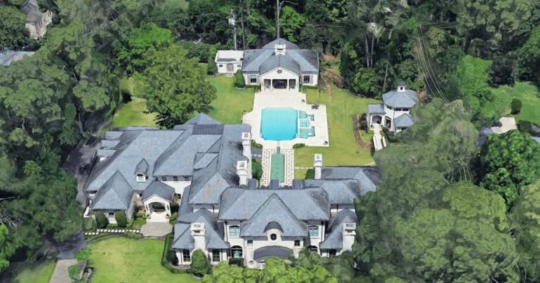 Joel Osteen House: $10.5 Million Mansion In Houston